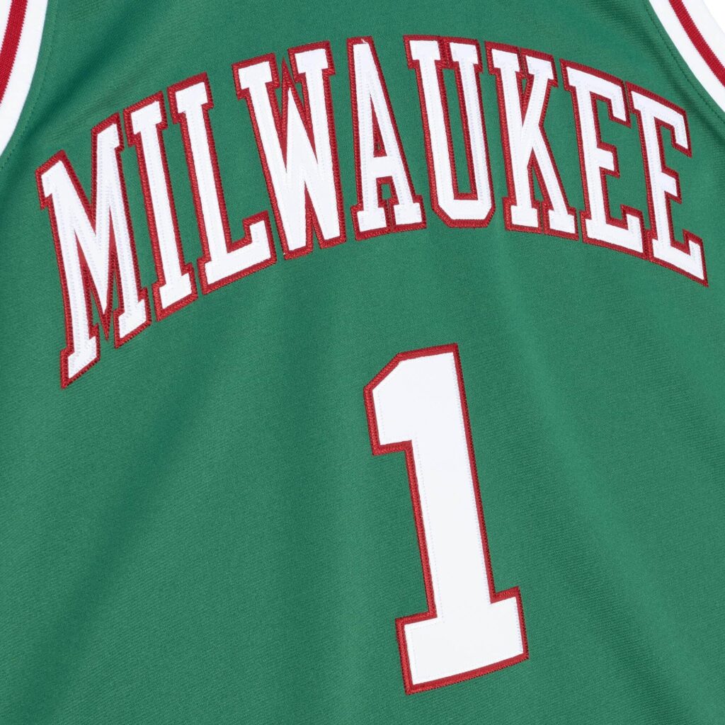 Oscar Robertson Milwaukee Bucks 1970-71 Jersey - Radiusmax